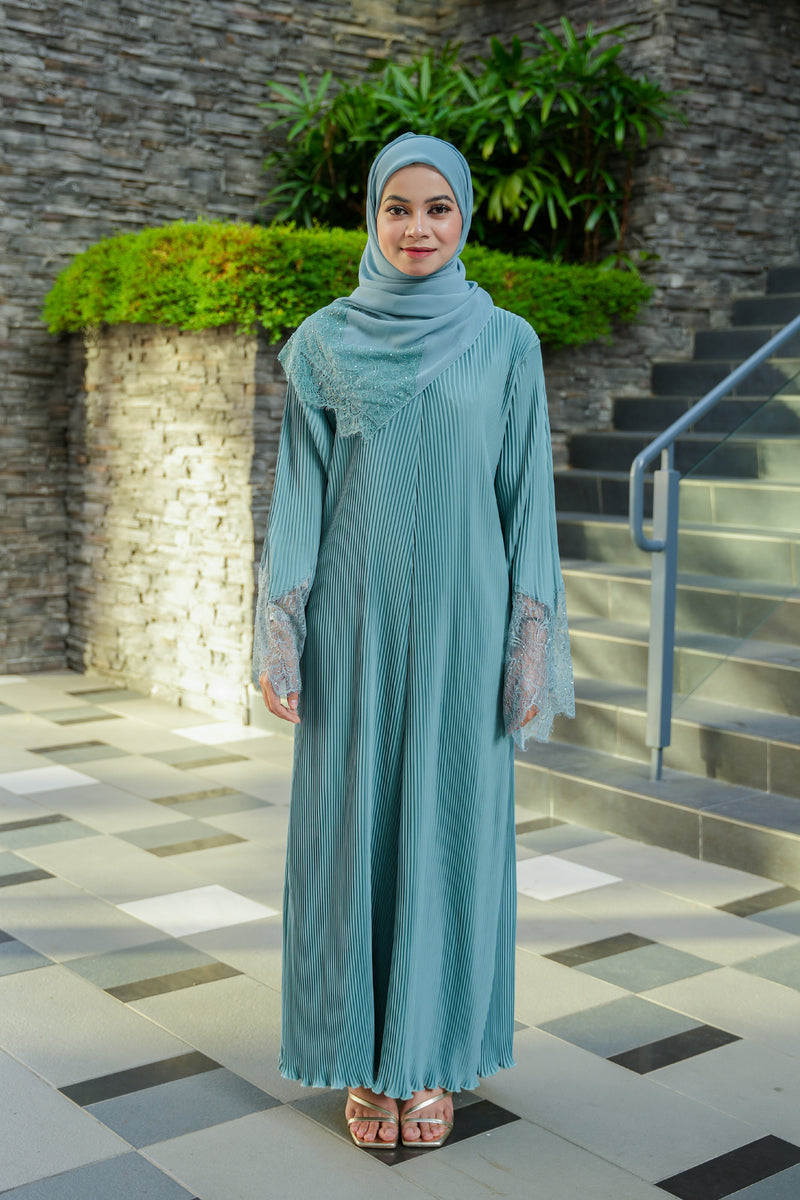 Fatima pleated in tiffany – Bella Raz